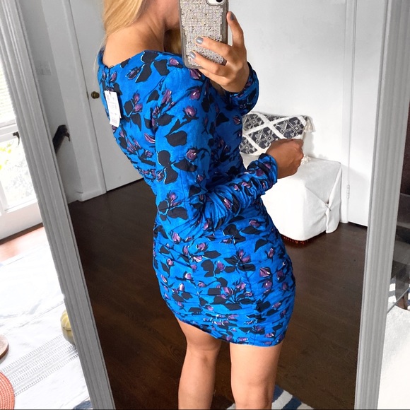 Zara | Dresses | Zara Blue Black Floral Ruched Long Sleeve Mini Dress ...